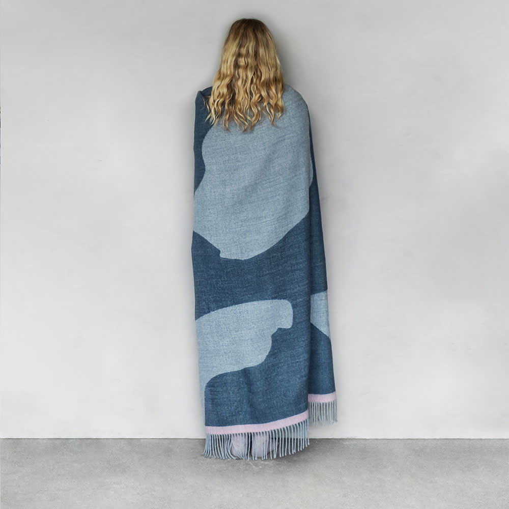 Filt i Light Grey från Mette Ditmer | Åhlens